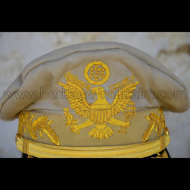 Cap of général Douglas MacArthur US WWII