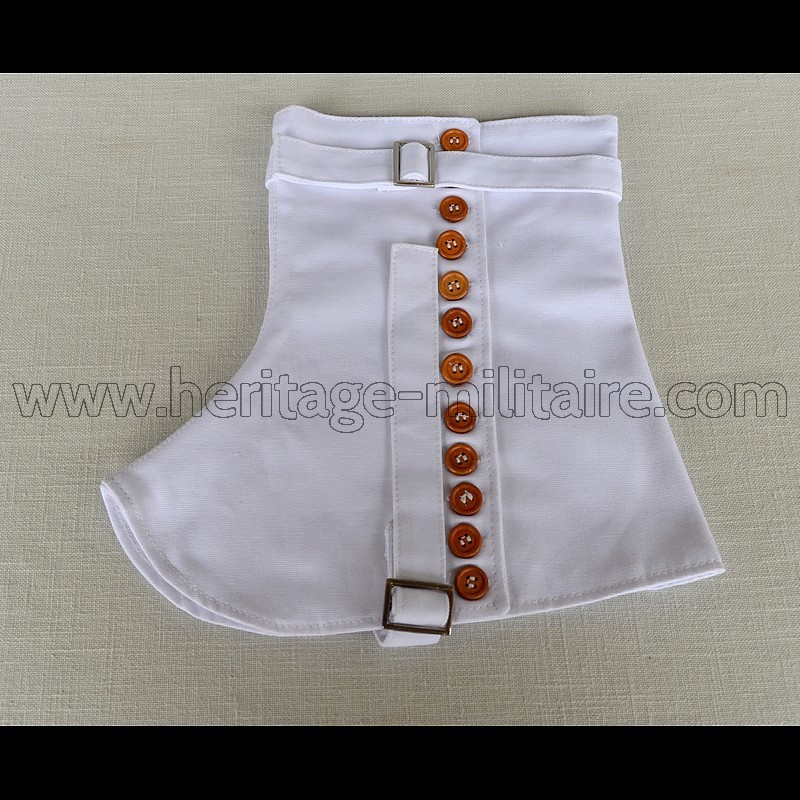 Infantry gaiters with wooden buttons