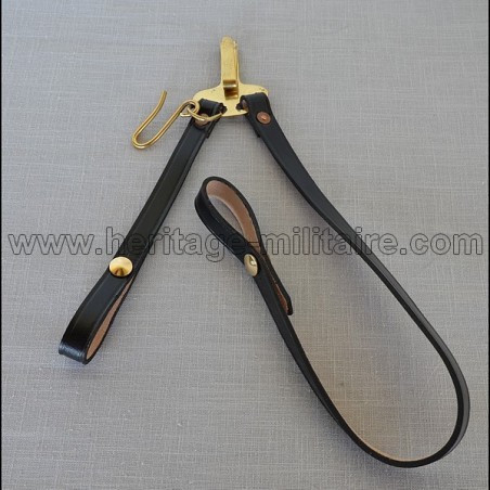 Saber rings with metal fasteners