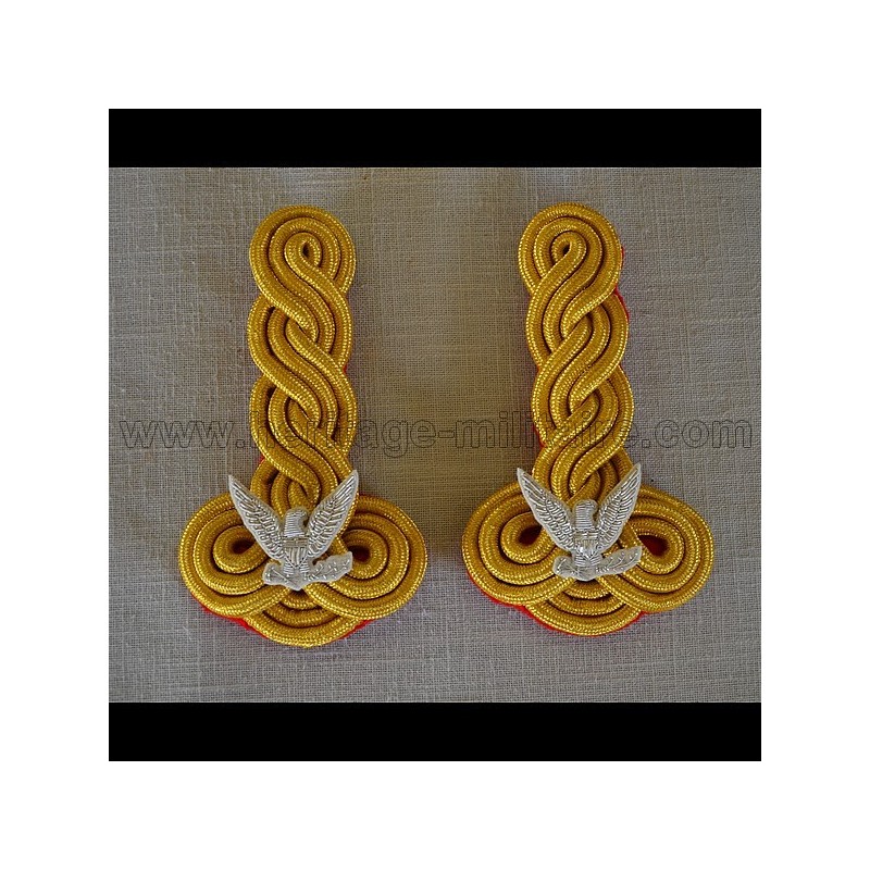 Shoulder boards "Clover" with embroidery rank